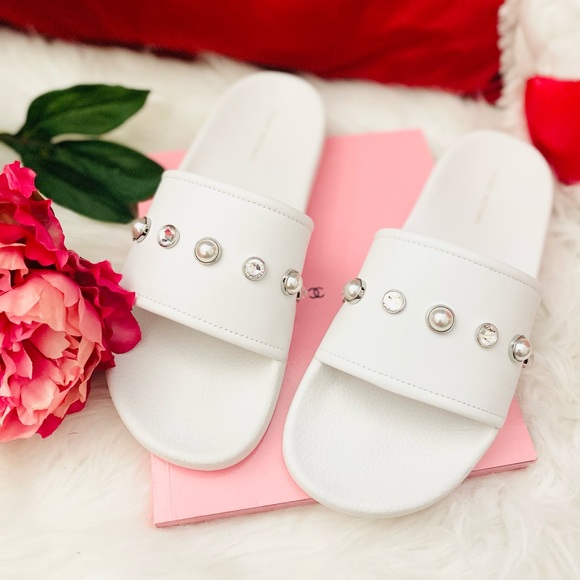 Stuart Weitzman | Shoes | New Stuart Weitzman Pearlshine Pool Slide ...